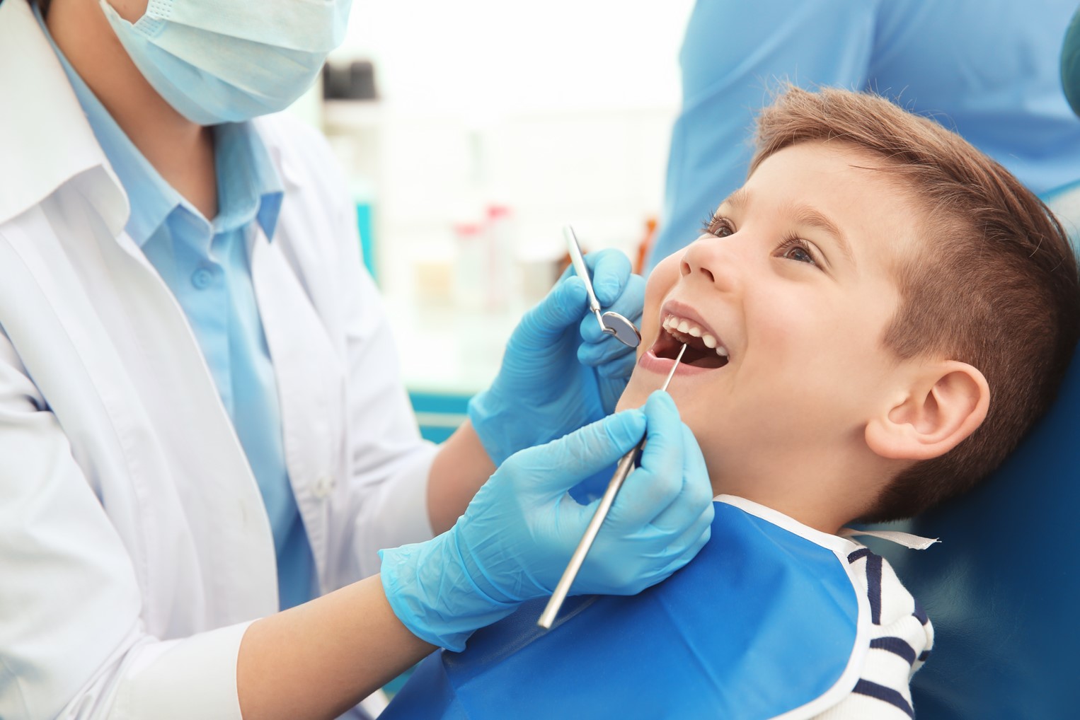 Fluoroza dentară la copii. Ce este, cauze, simptome și tratament ...